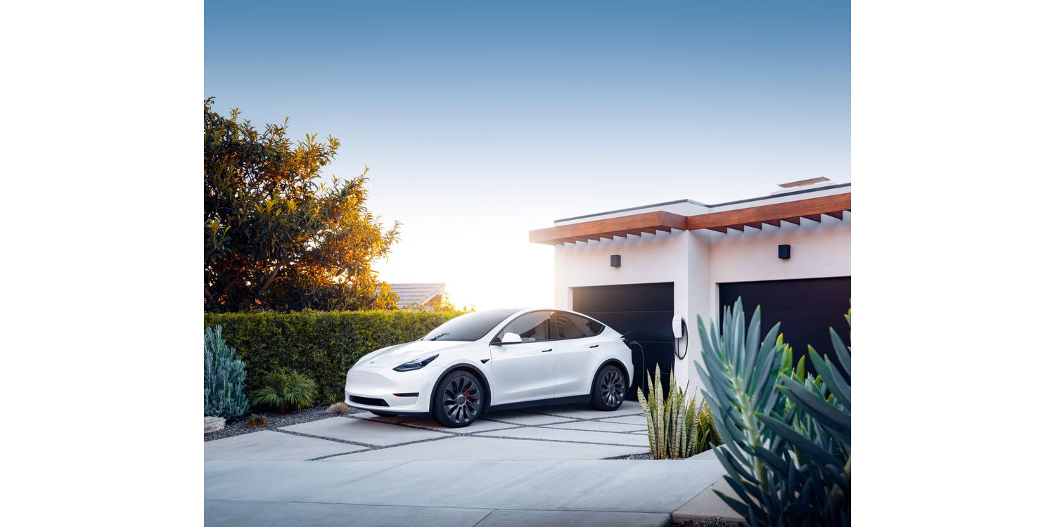 Tesla 7kW/22kW Type 2 Tethered Wall Connector EV Charger (Gen 3) only £ ...