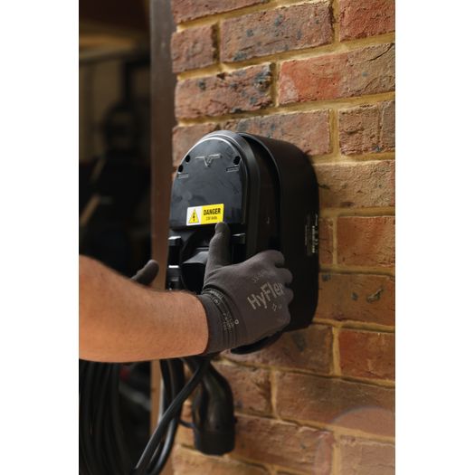 VCHRGD Seven Pro 7.4kW Type 2 Smart Secure Untethered EV Charger only £ ...